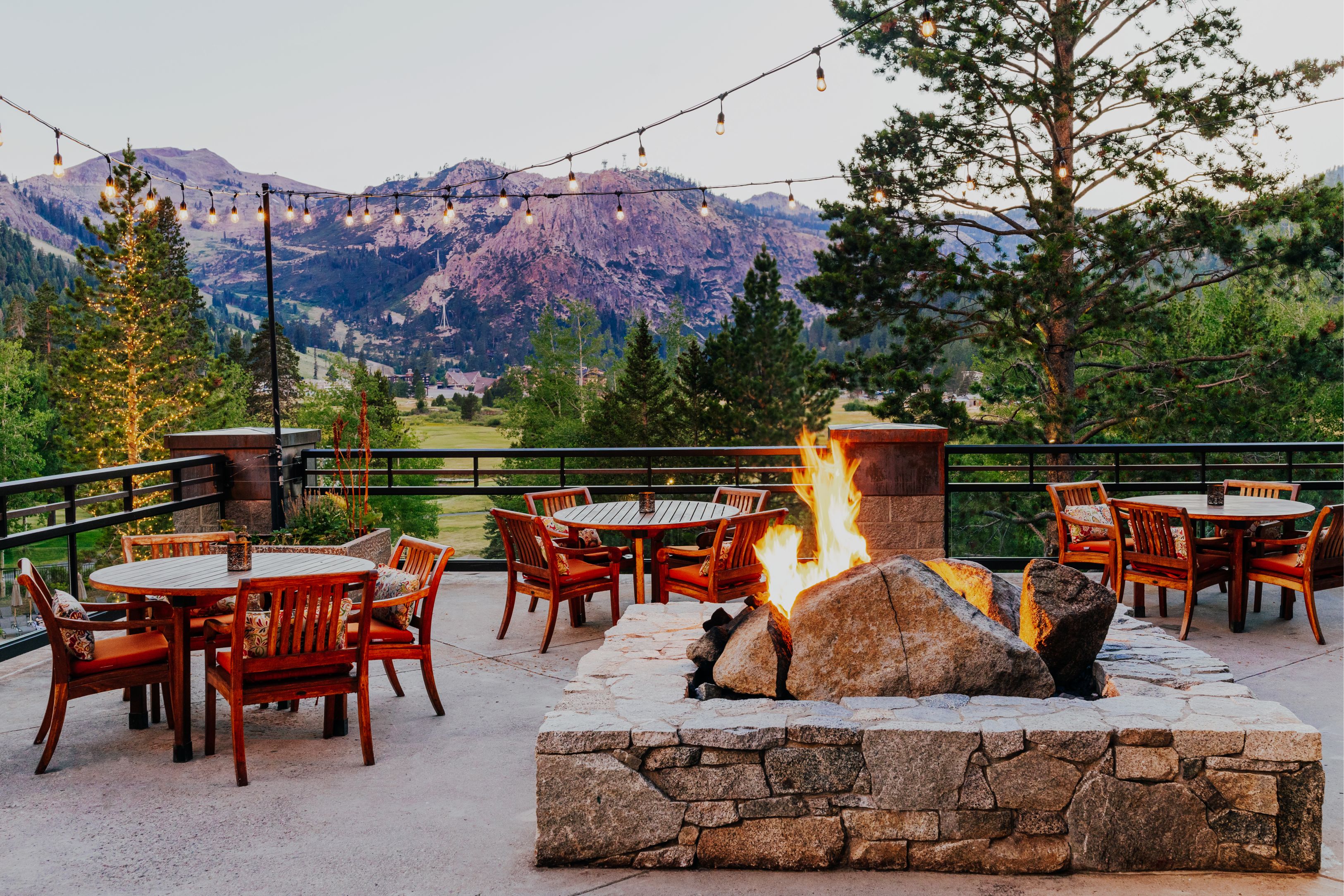 Lake Tahoe Fine Dining | Everline Resort & Spa – Six Peaks Grille