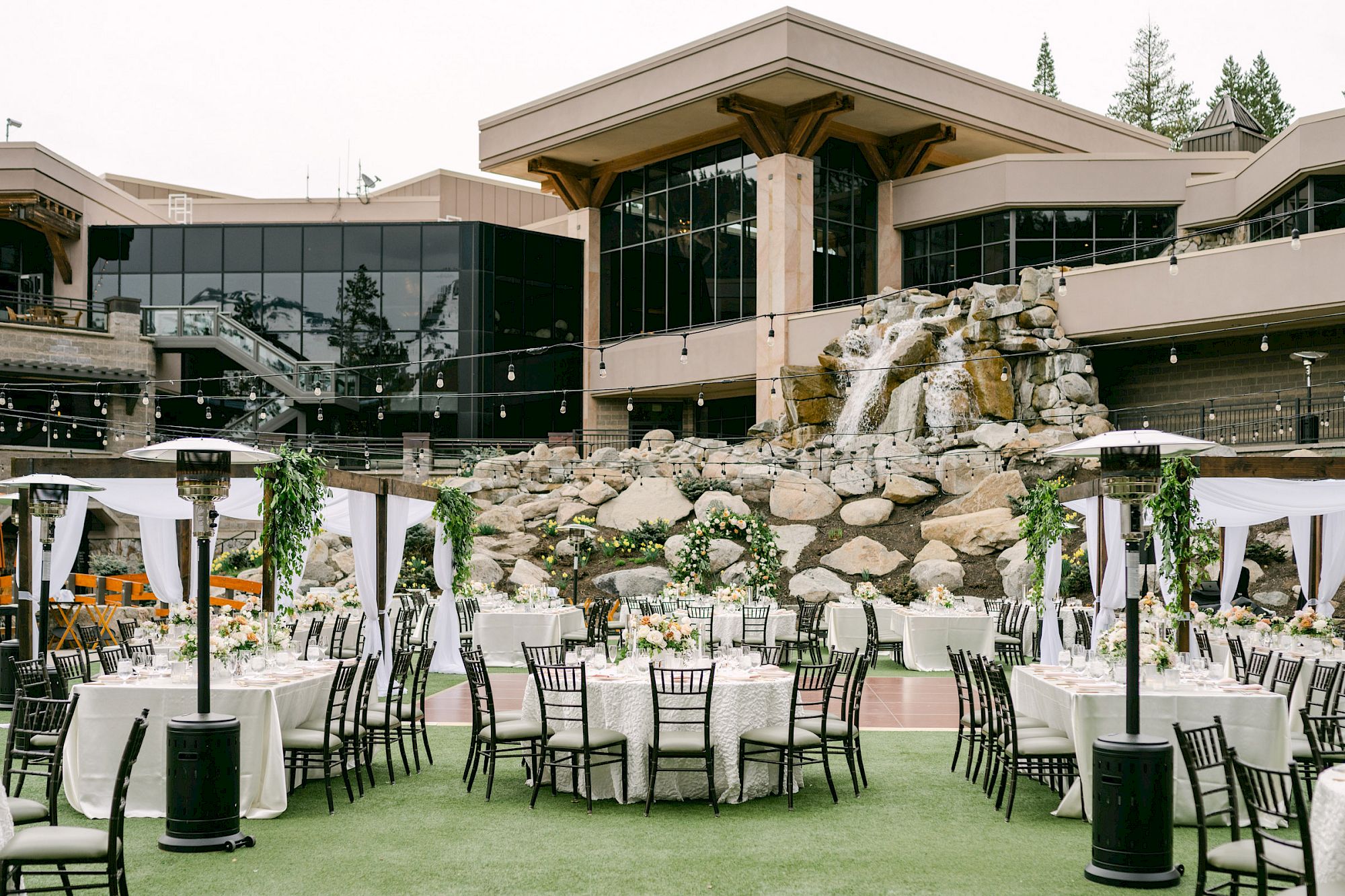 Weddings At Lake Tahoe, CA | Everline Resort and Spa – Photo Gallery